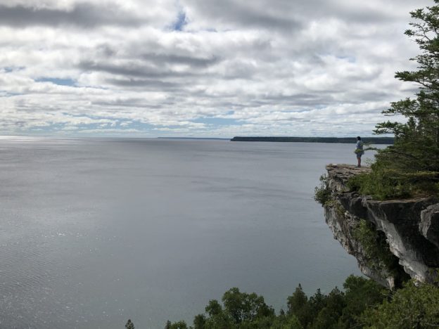 Out on a Ledge - Jane Cawthorne